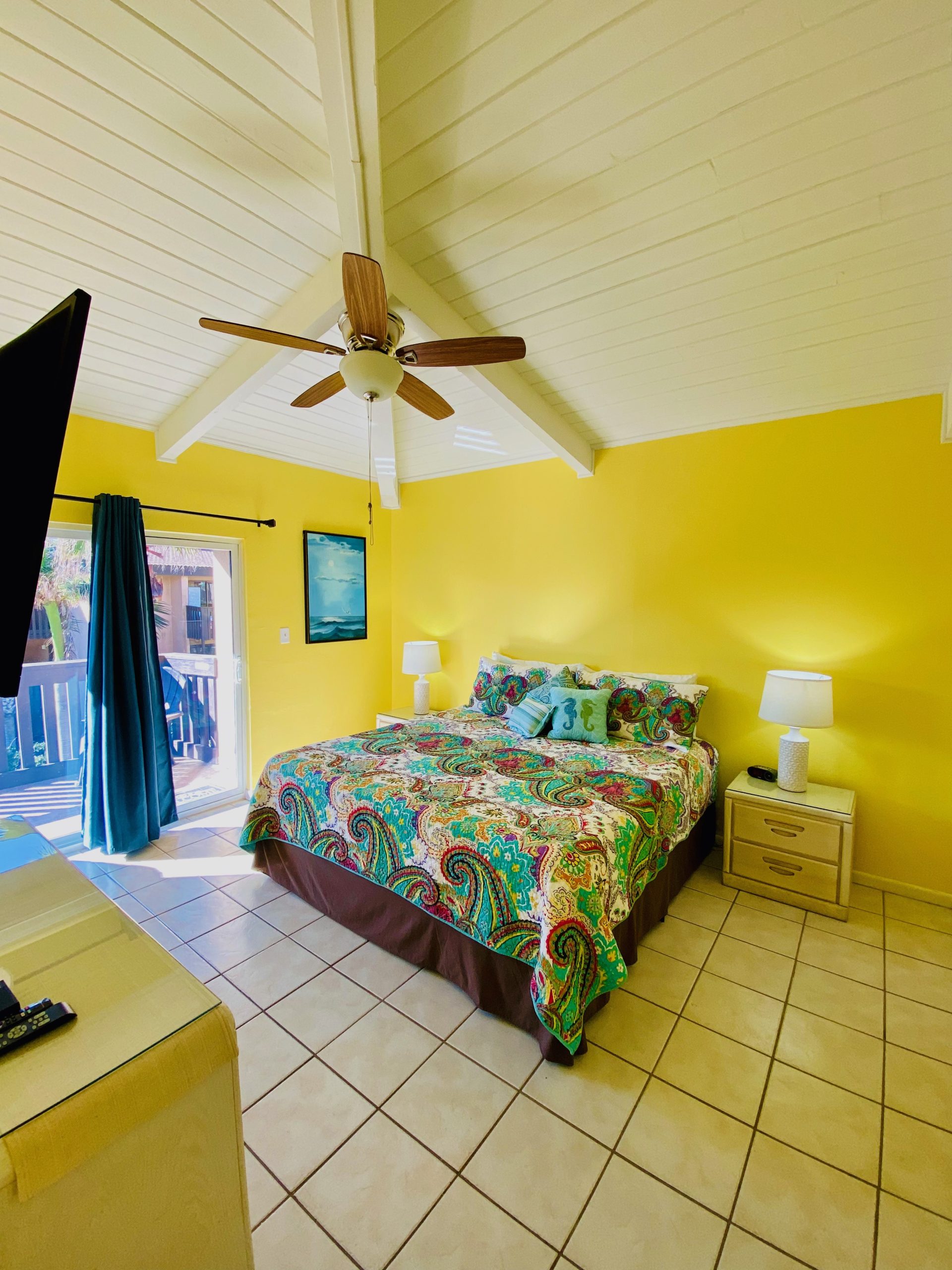 Tiki Condominiums 325 - The Tiki Vacation Condominiums